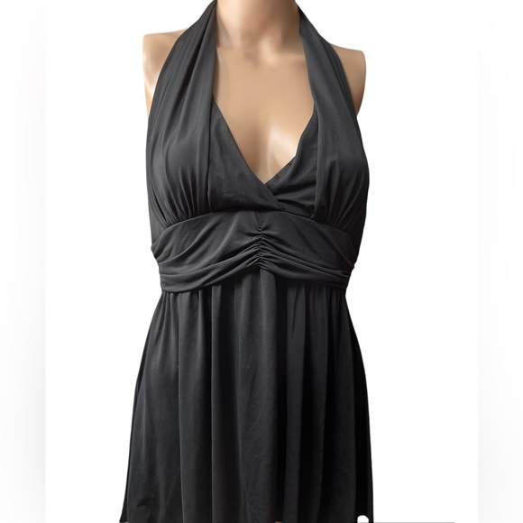 selections | Tops | Selections Black Halter Top With Low Back Size ...